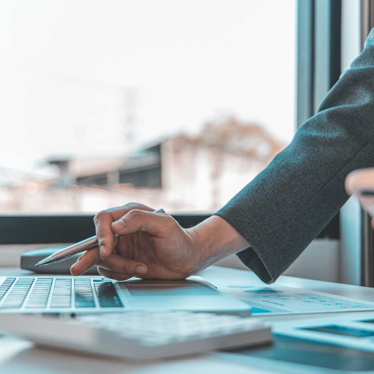 Elevating Your Success with Government Proposal Support - Hinz Consulting